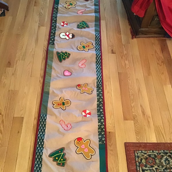 Candy Cane Table Runner - Etsy