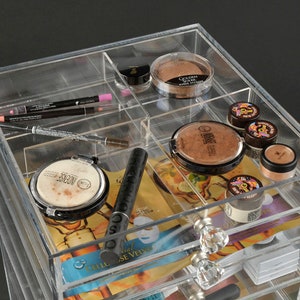 The Glamourebox Profesional Beauty Tower, 7 Removable Drawers and 2 ...