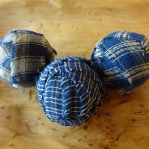 Rag Balls, Primitive Decor, Primitive Rag Balls, Homespun Rag Balls ...