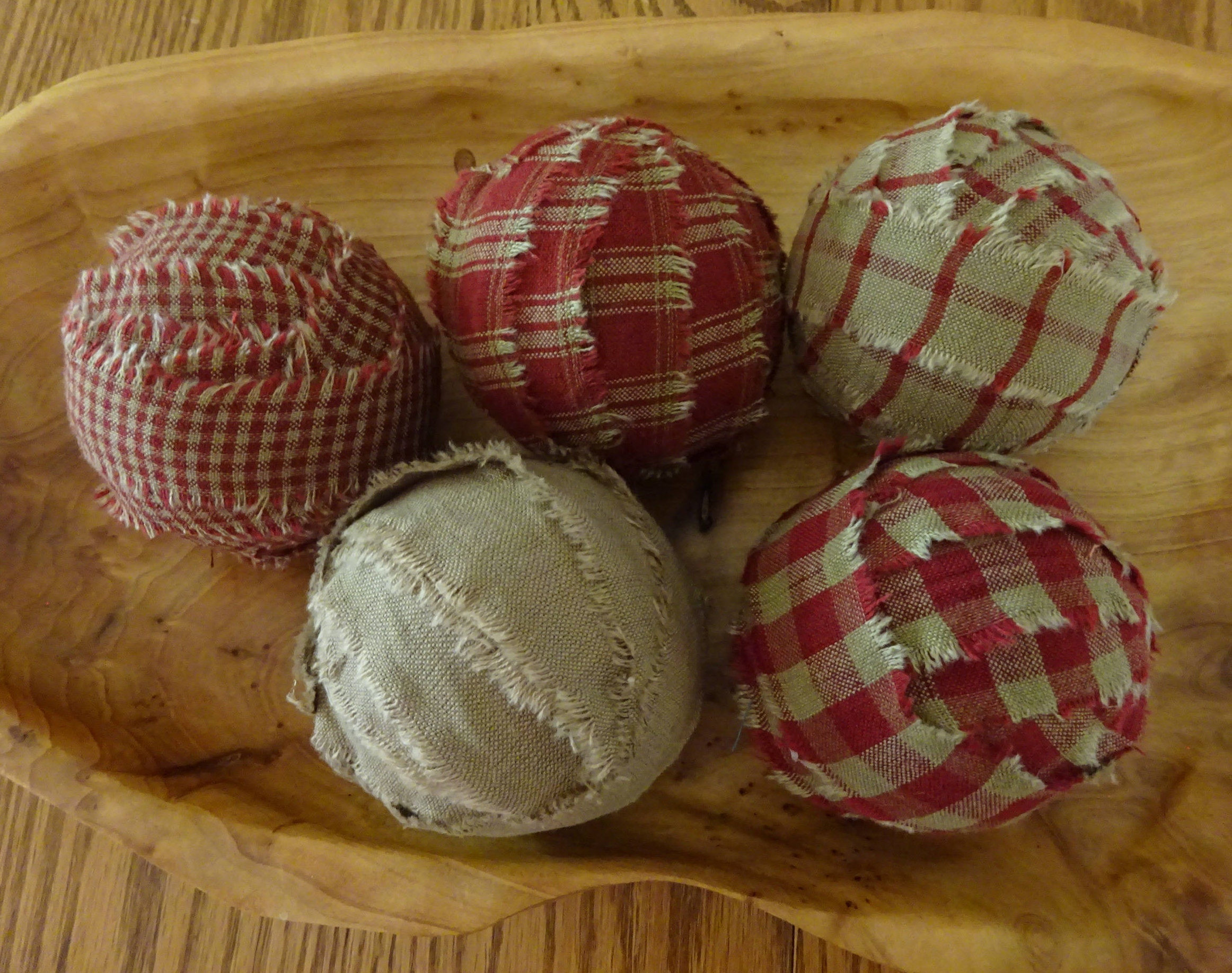 Rag Balls, Primitive Decor, Primitive Rag Balls, Homespun Rag Balls ...