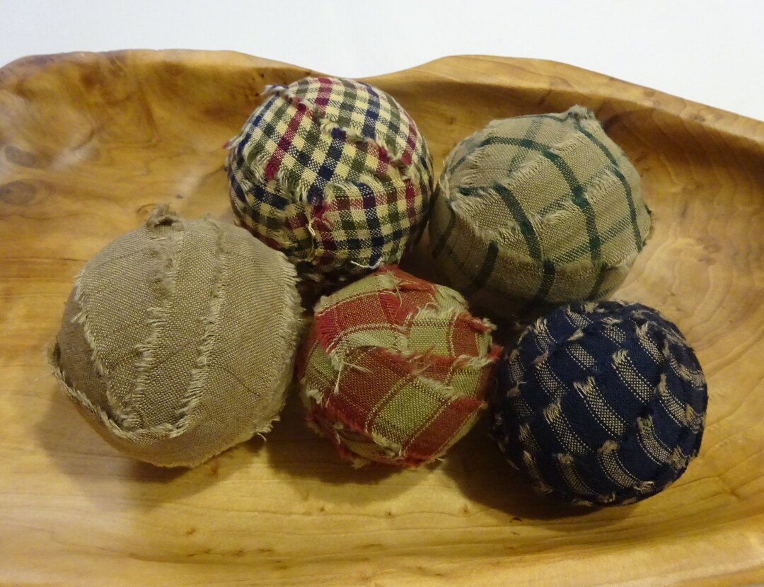 Rag Balls, Primitive Decor, Primitive Rag Balls, Homespun Rag Balls ...