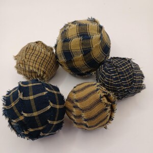 Rag Balls, Primitive Decor, Primitive Rag Balls, Homespun Rag Balls ...