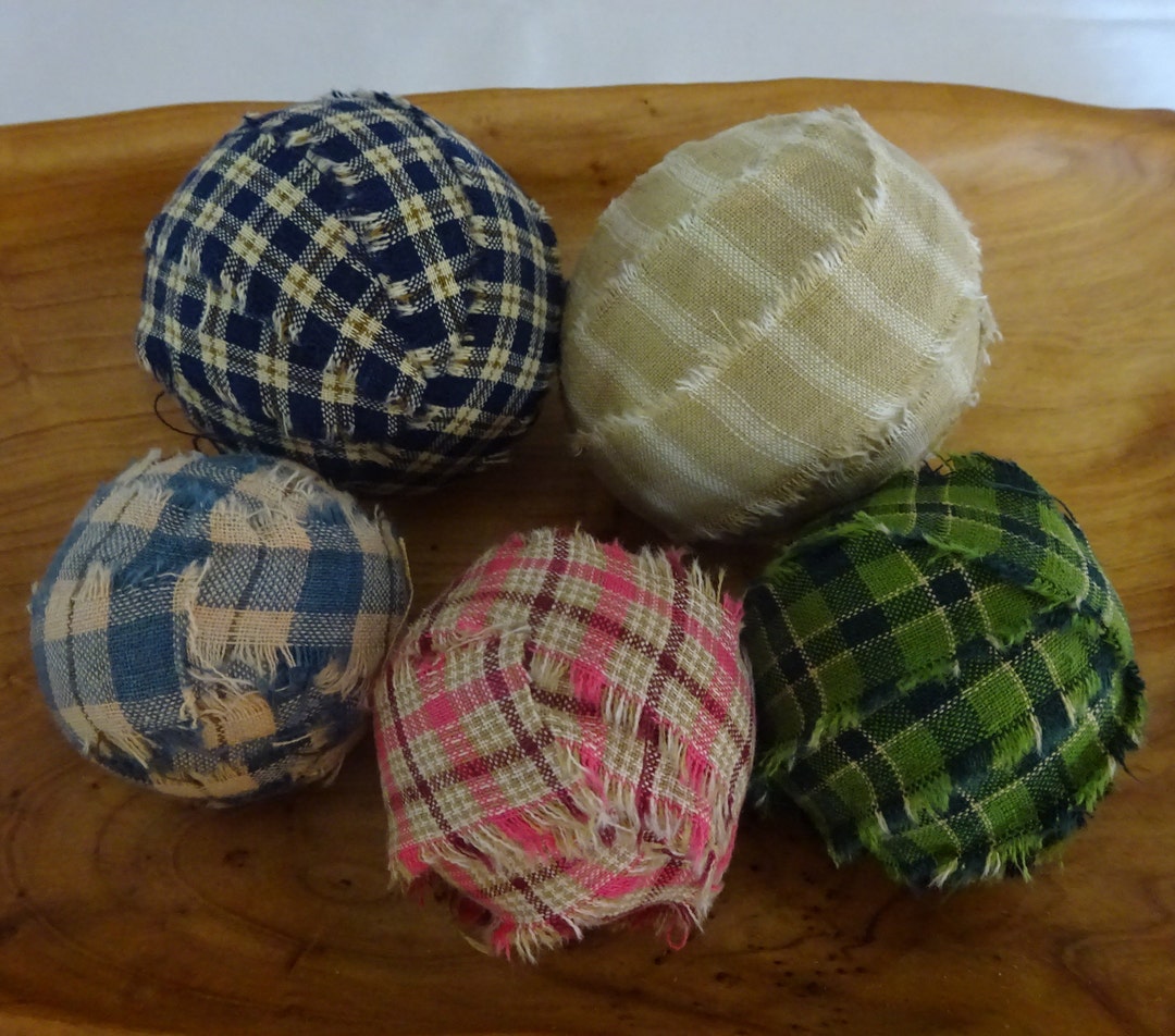 Rag Balls, Primitive Decor, Primitive Rag Balls, Homespun Rag Balls ...