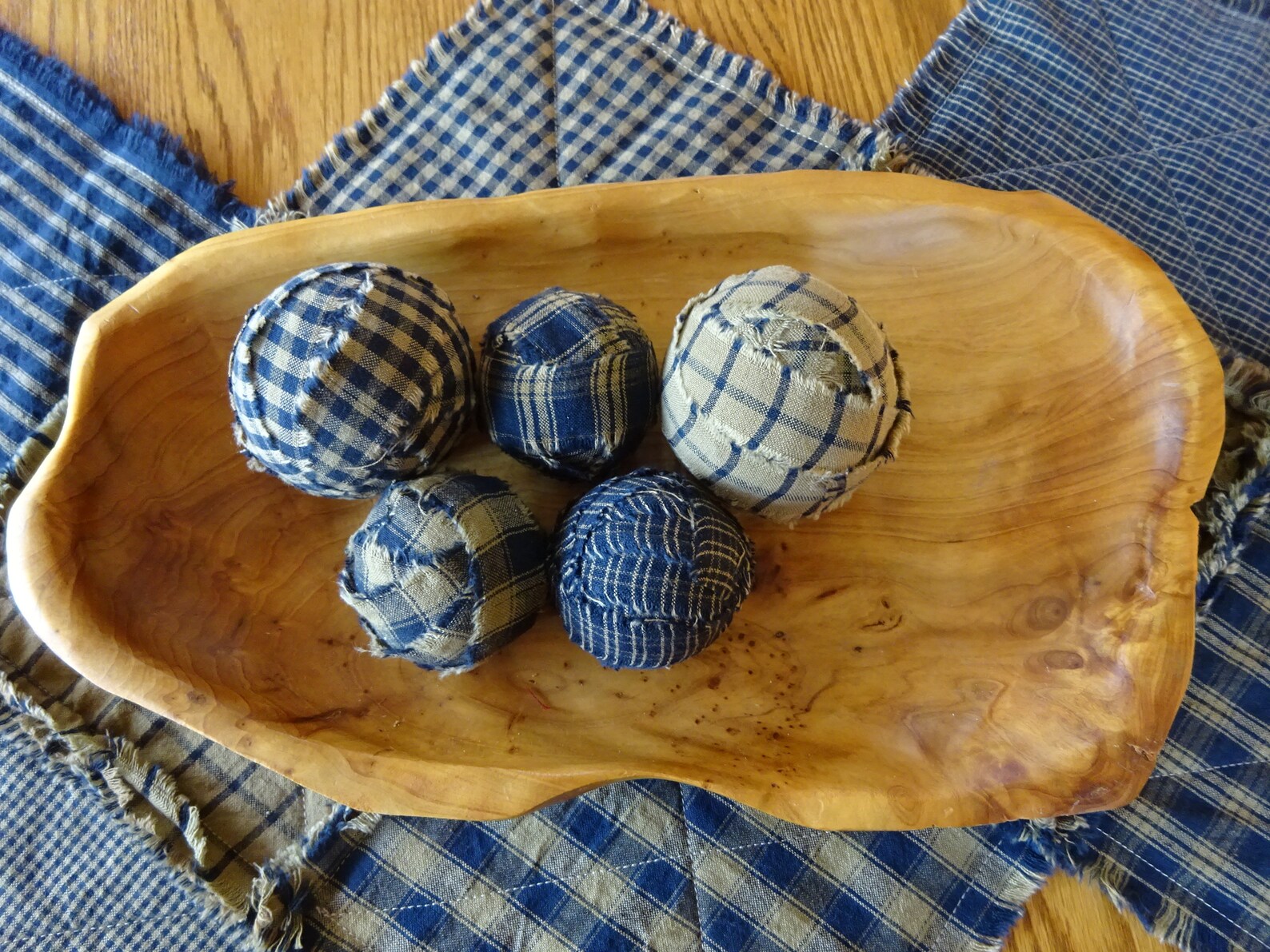 Rag Balls, Primitive Decor, Primitive Rag Balls, Homespun Rag Balls ...