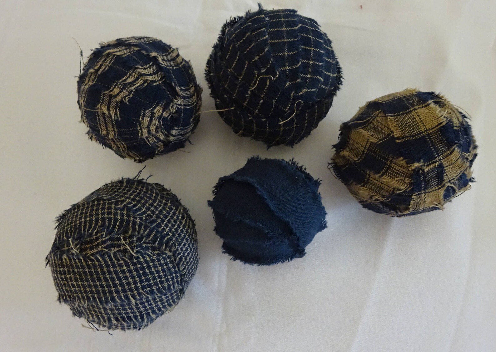 Rag Balls Homespun Rag Balls Christmas Bowl Filler - Etsy