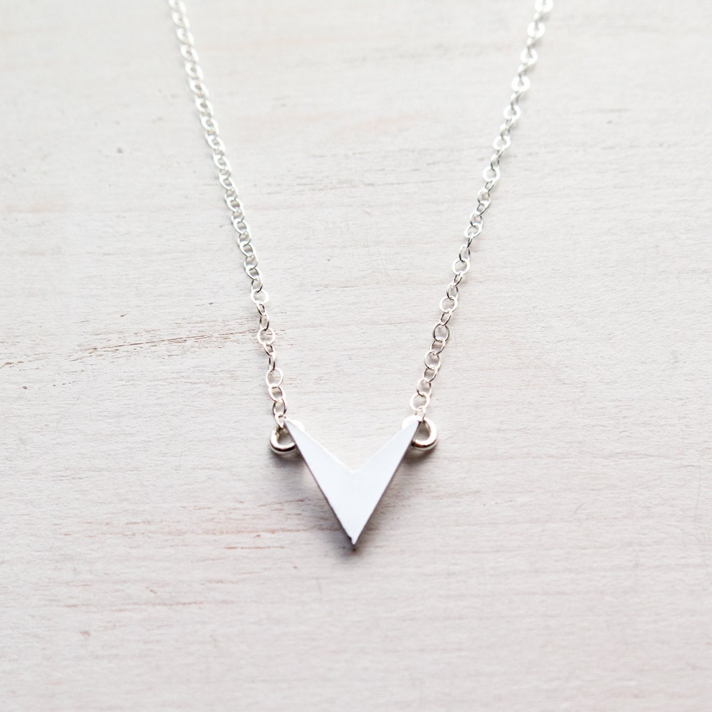 Chevron Necklace, Silver Chevron, Tiny, Dainty Geometric Necklace ...