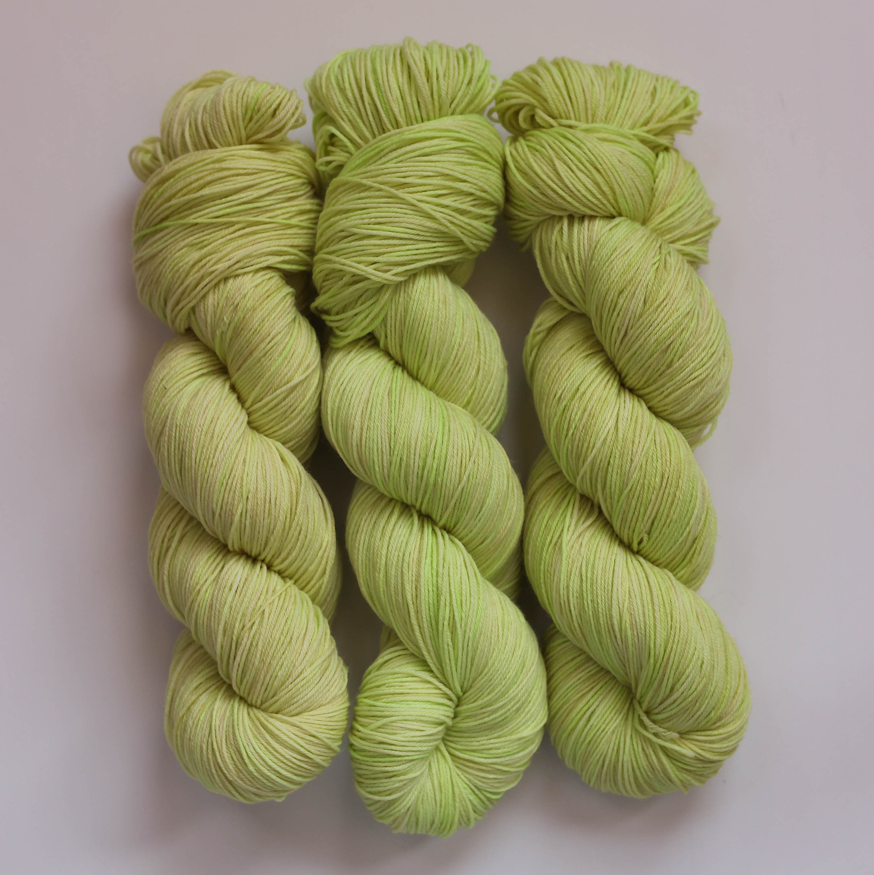 Hand Dyed Yarn Superwash Merino/Nylon Fingering weight | Etsy