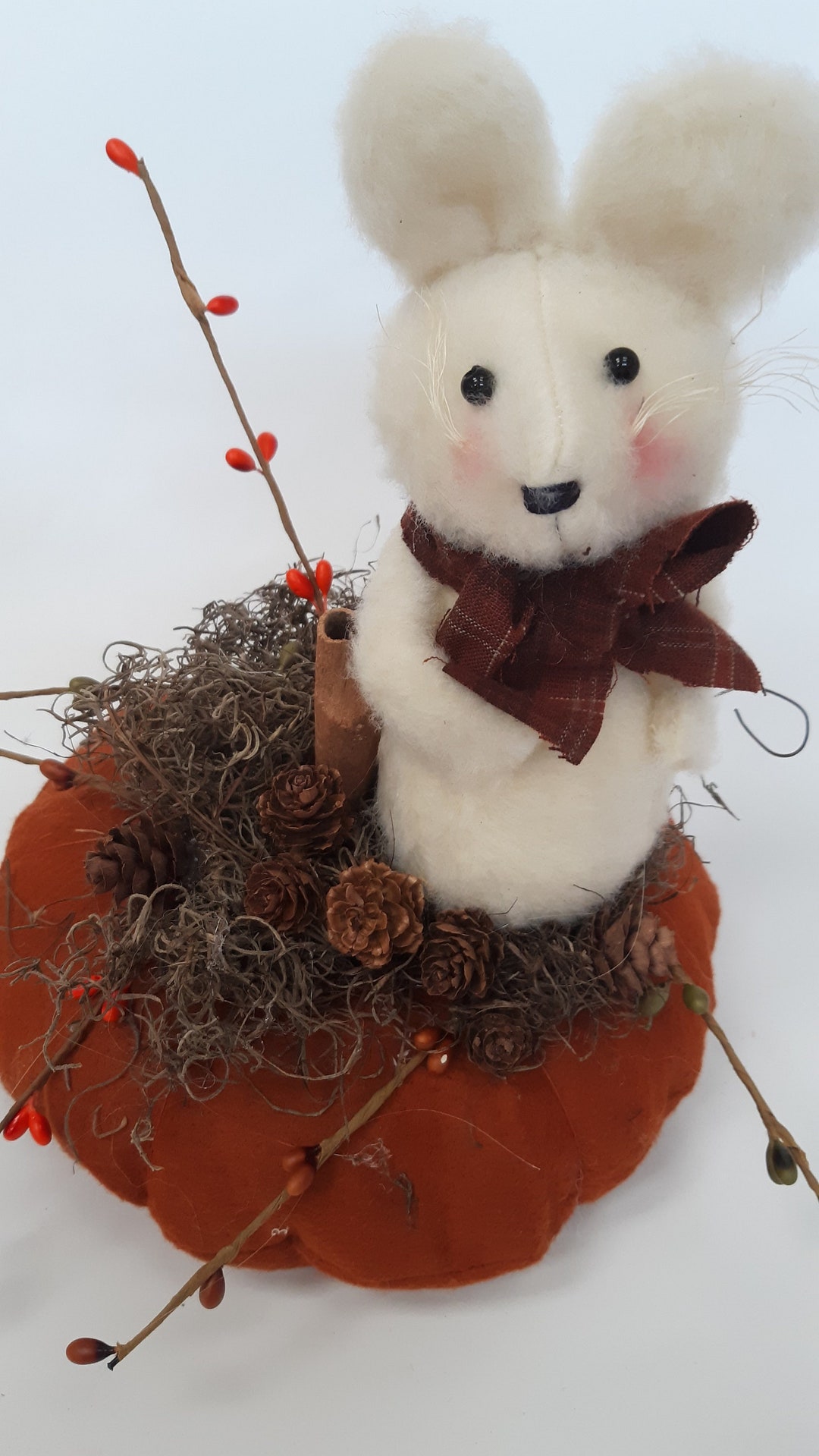 Fall Mouse on Pumpkin, Prim Fall Decoration, Fall, Mouse on Pumpkin ...