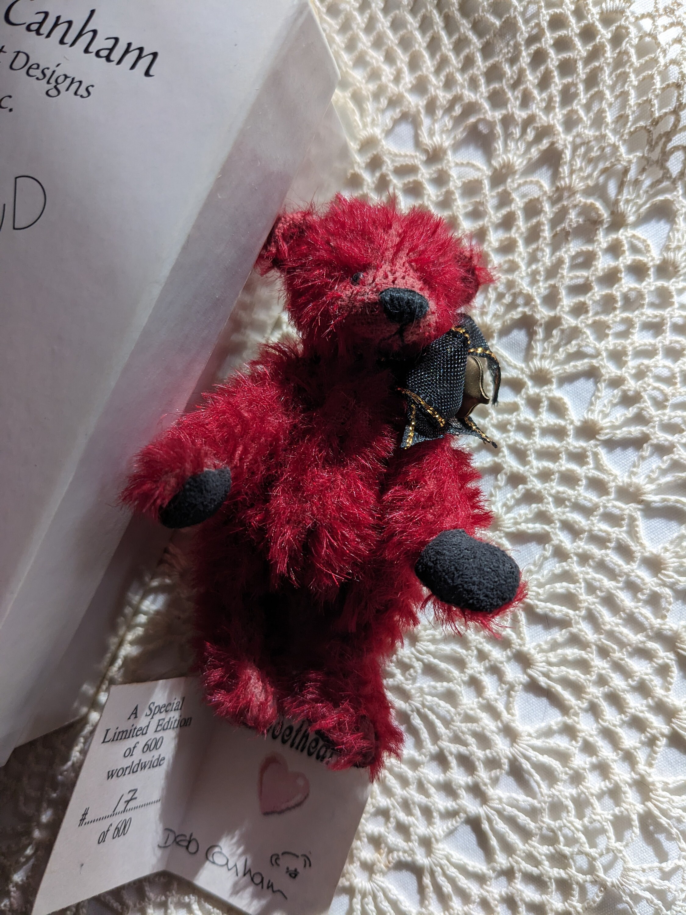 Deb Canham SWEETHEART Collectible Miniature Fully Jointed Mohair Bear ...