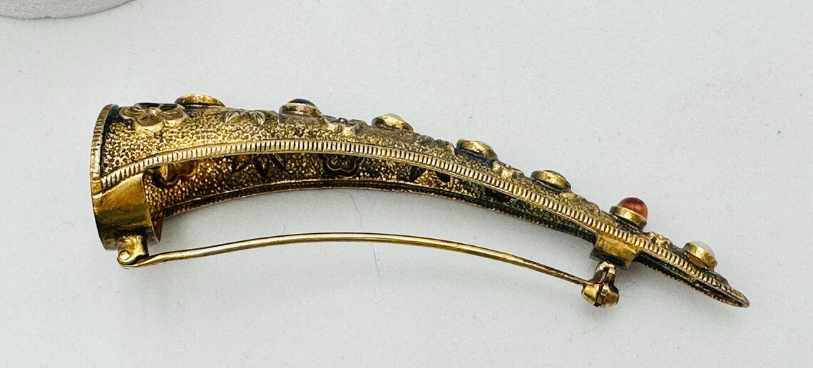 Vintgae Chinese Finger Guard Brooch Pin Gold Tone Brass Cabochon Stones ...