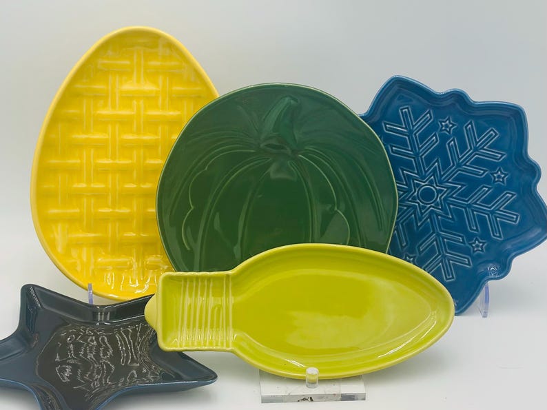 Fiesta Shaped Plates Christmas Tree Light Easter Egg Star Pumpkin Heart ...