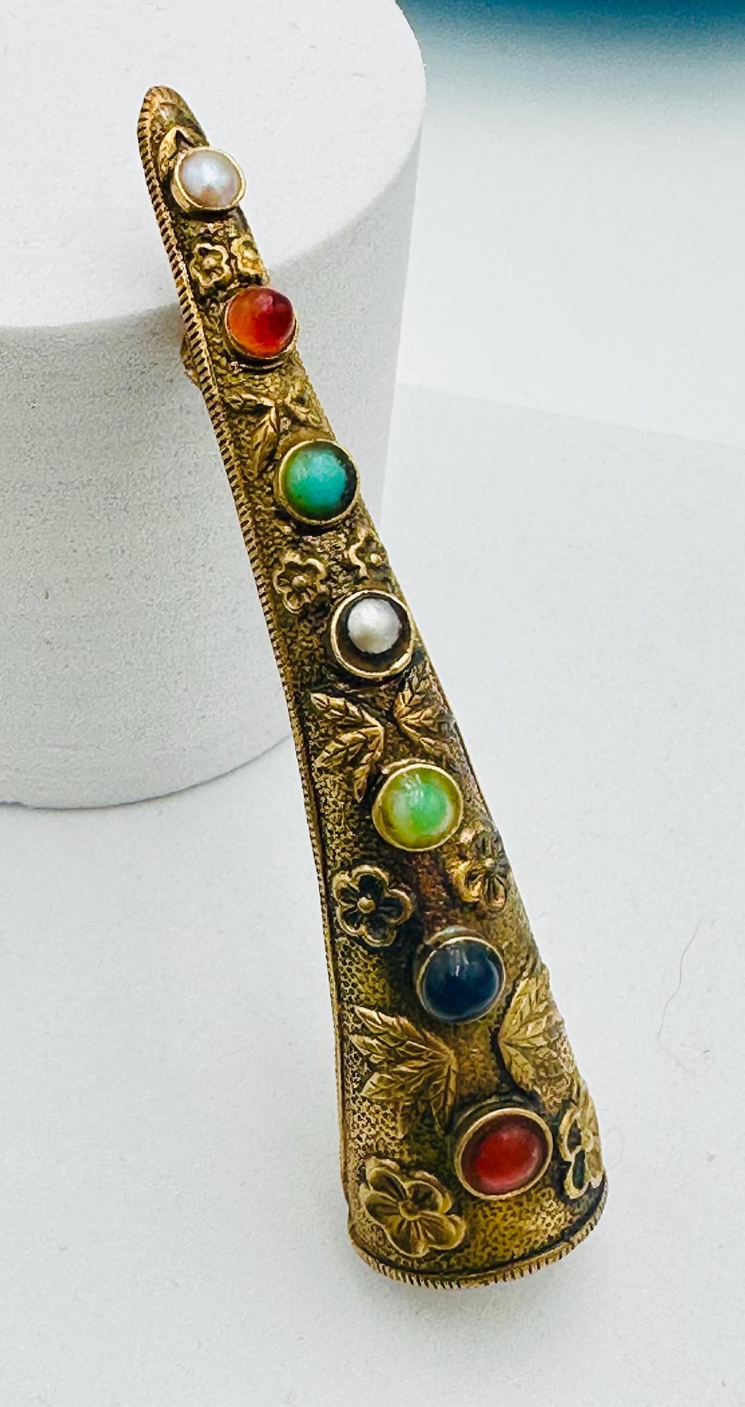 Vintgae Chinese Finger Guard Brooch Pin Gold Tone Brass Cabochon Stones ...