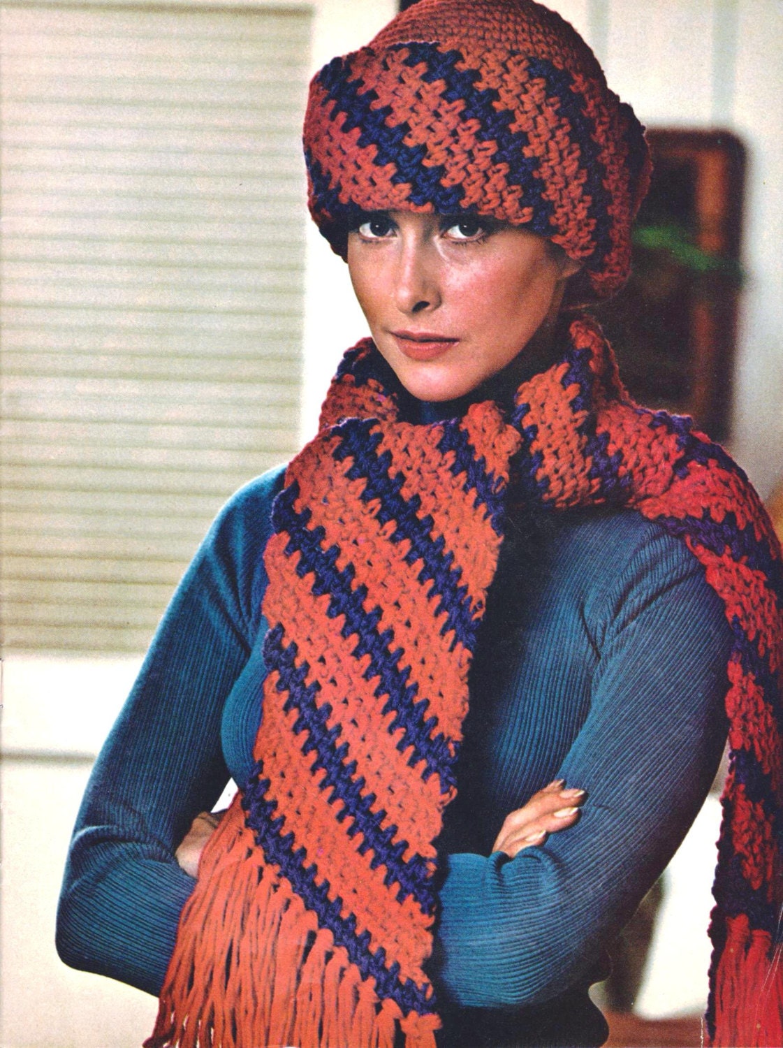 Crochet Swirl Hat & Scarf Pattern, Swirl Beanie in Navy Blue and Red ...