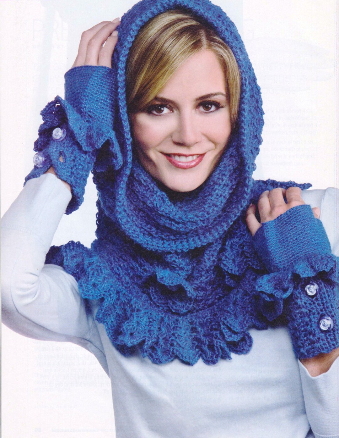 Crochet Hooded Shoulder Scarf Cowl Capelet and Fingerless Gloves ...