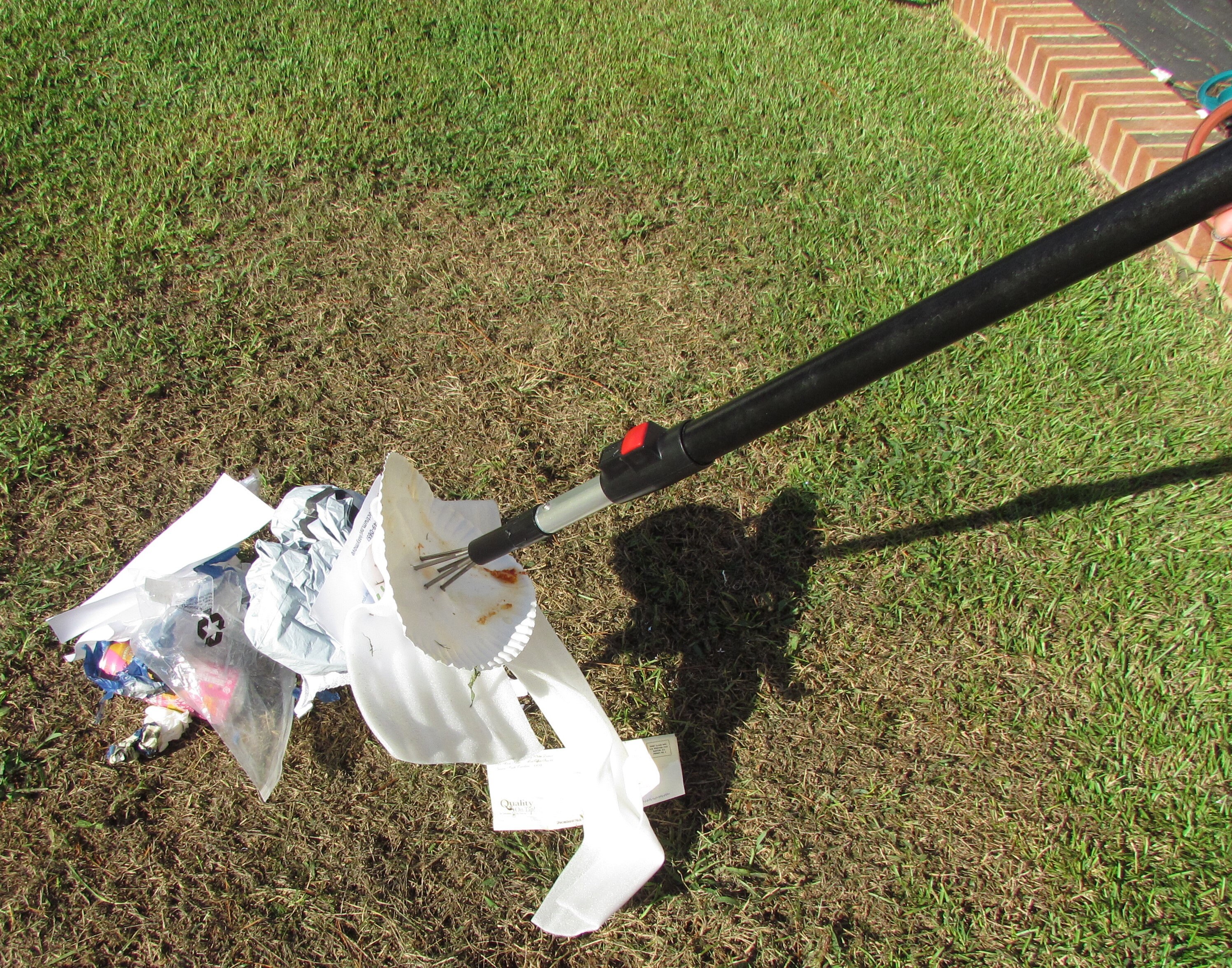 Litter or Trash Picker - Trash Nabber - Litter Grabber Free (no Pole ...