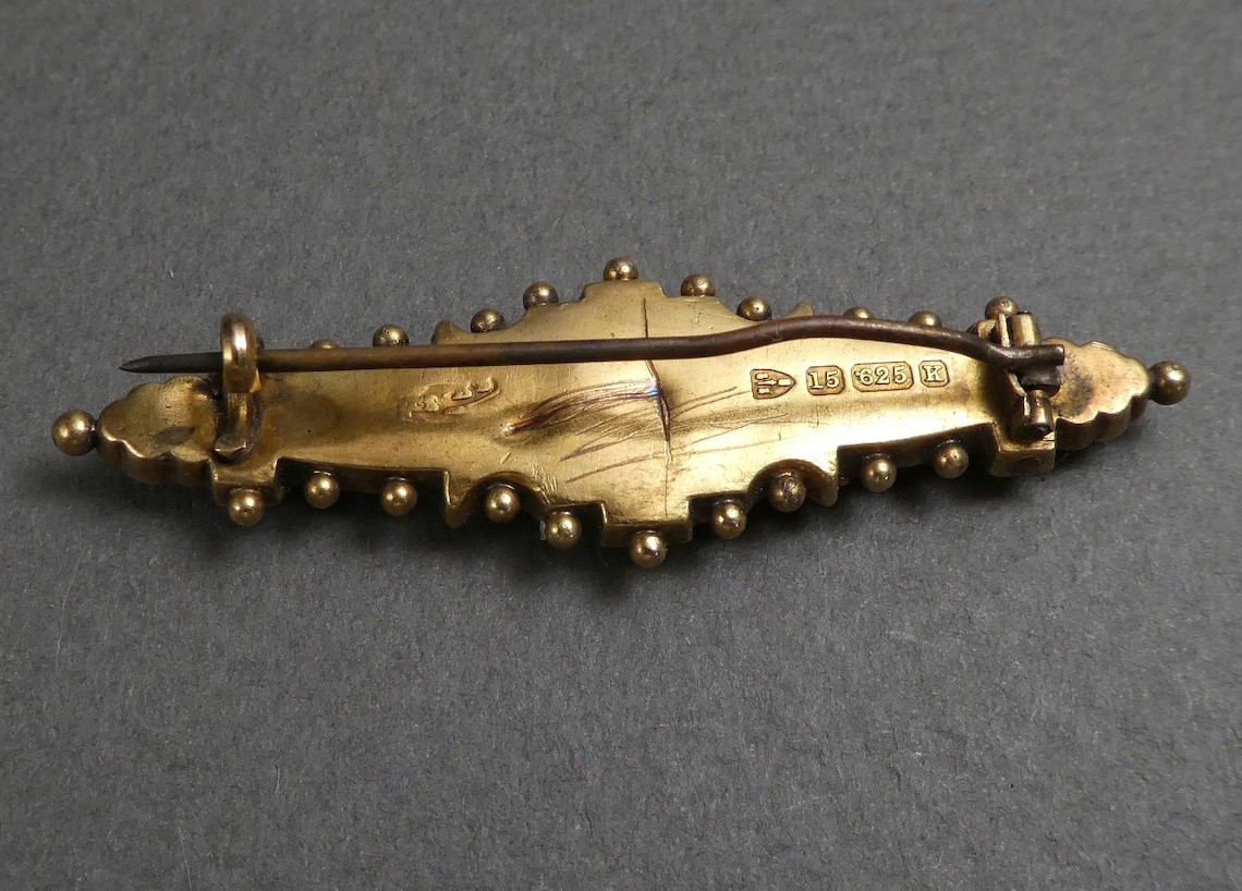 15ct Chester bar pin c 1893 | Etsy