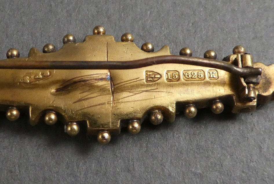 15ct Chester bar pin c 1893 | Etsy