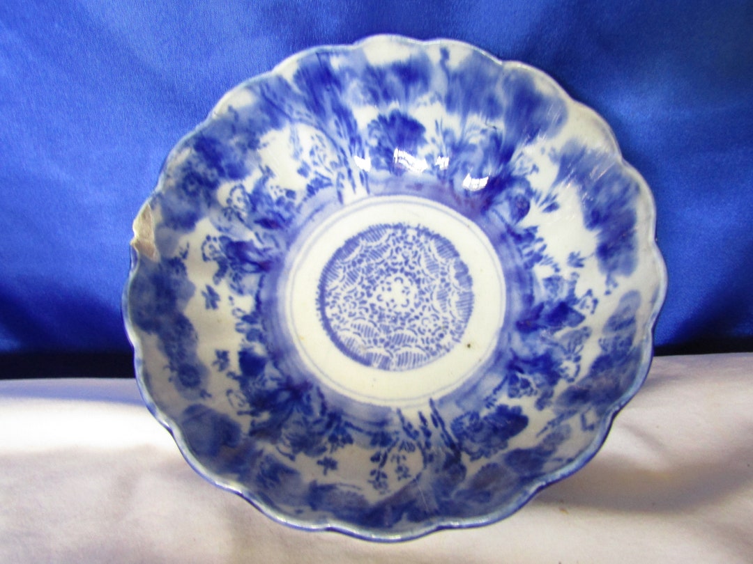 Victorian Chinese Arita Ware Maji Period Flow Blue Fruit Bowl Decorated ...