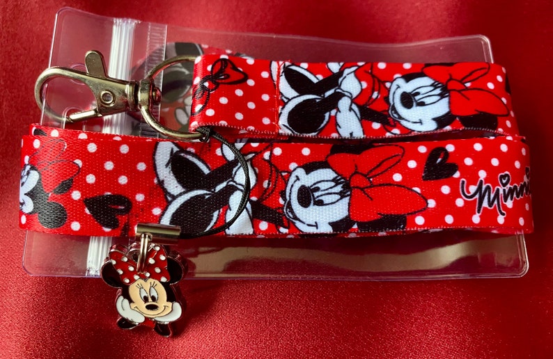 Disney Minnie Mouse Lanyard, Charm & ID Holder Bus Pass/keys/neck Strap ...