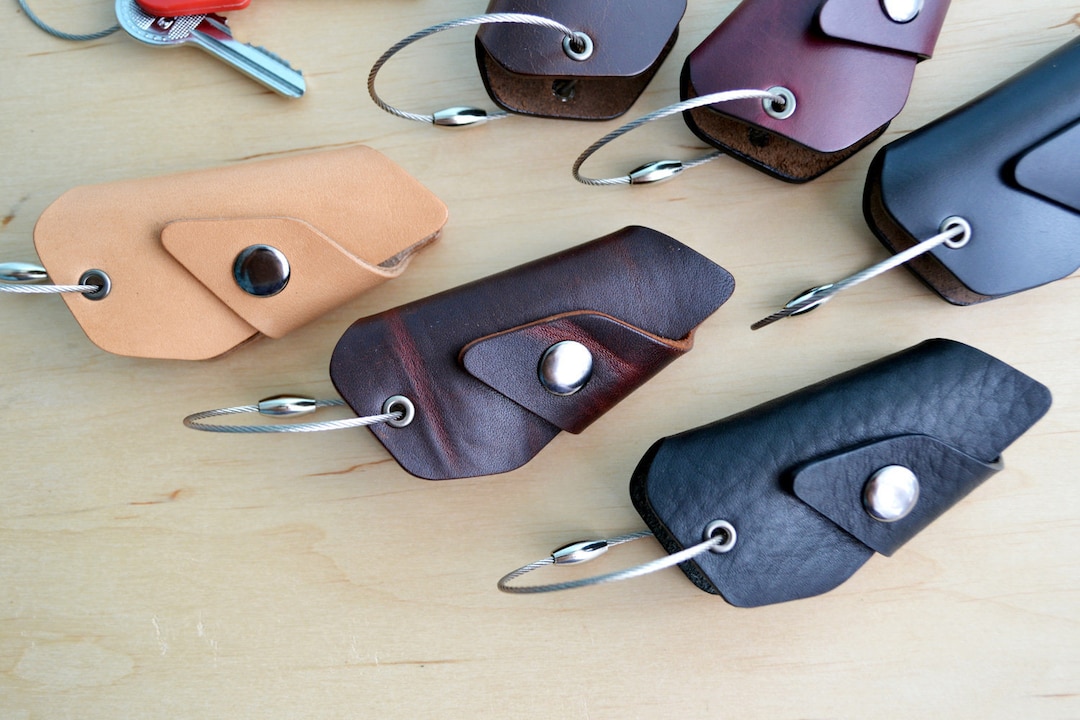Leather Key Holder | Safety for Nails Key Carrier | Horween Leather Fob ...