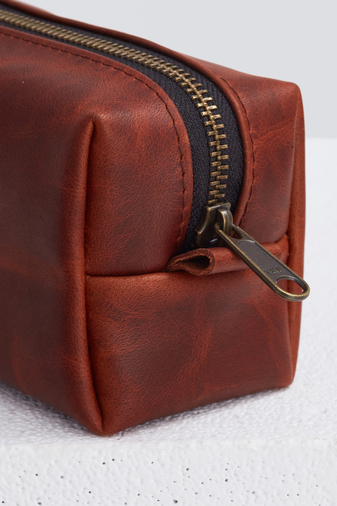 Leather dopp kit cosmetic pouch / full-grain leather with | Etsy