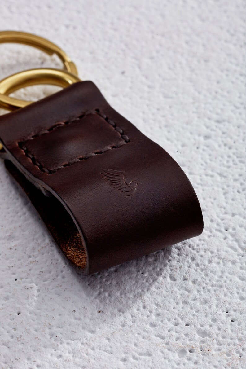 Brown Horween Leather Keychain / Handsewn With Solid Brass Screw Lock ...