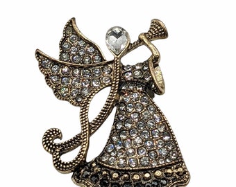 Angel Monet Pin - Etsy