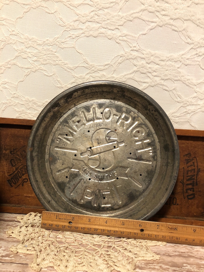 Vintage Metal Pie Plate - Etsy