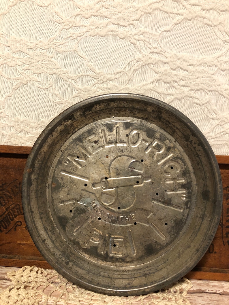 Vintage Metal Pie Plate - Etsy