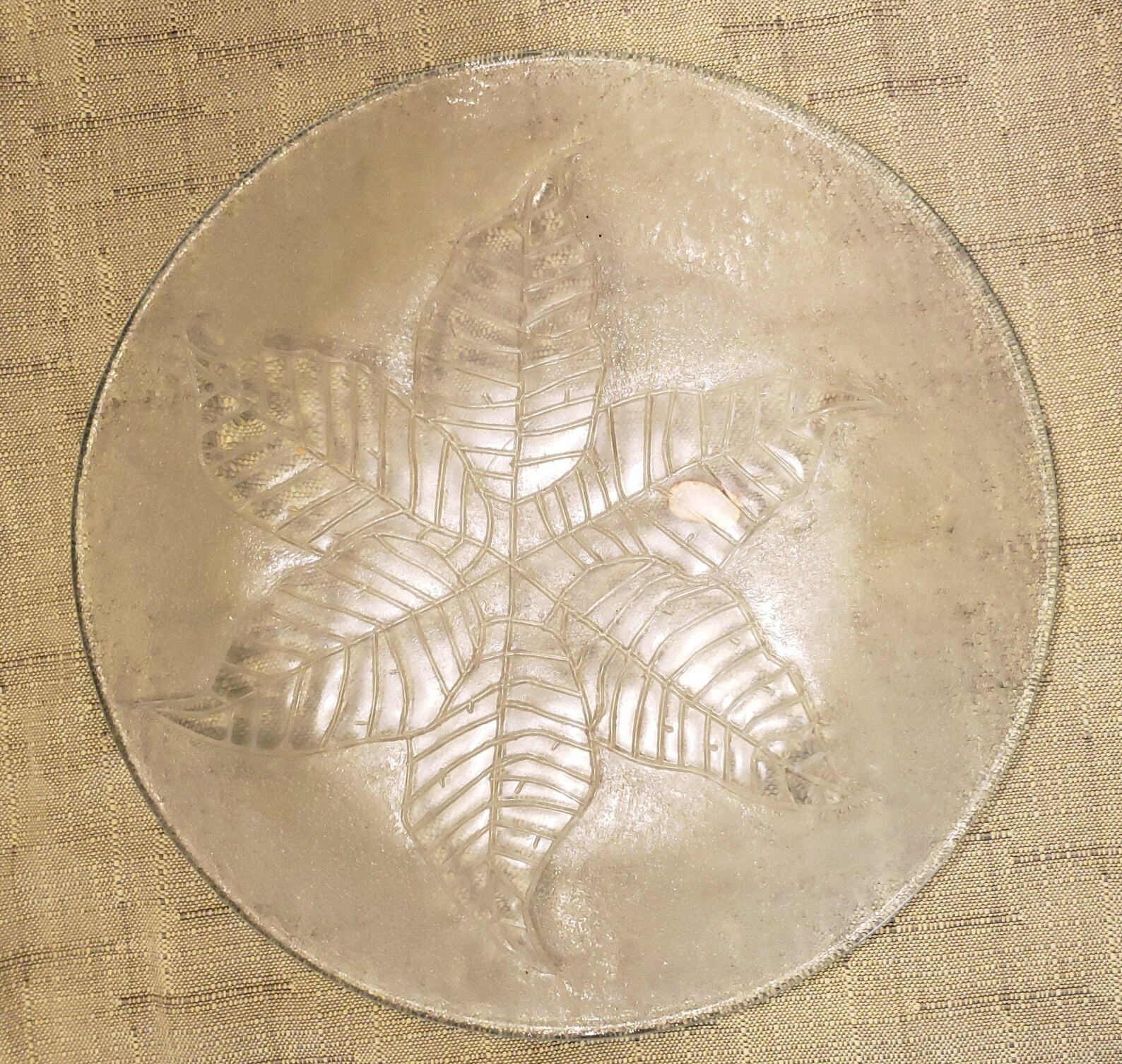 Vintage Pilgrim Glass Round Serving Platter With Center Leaf Etsy