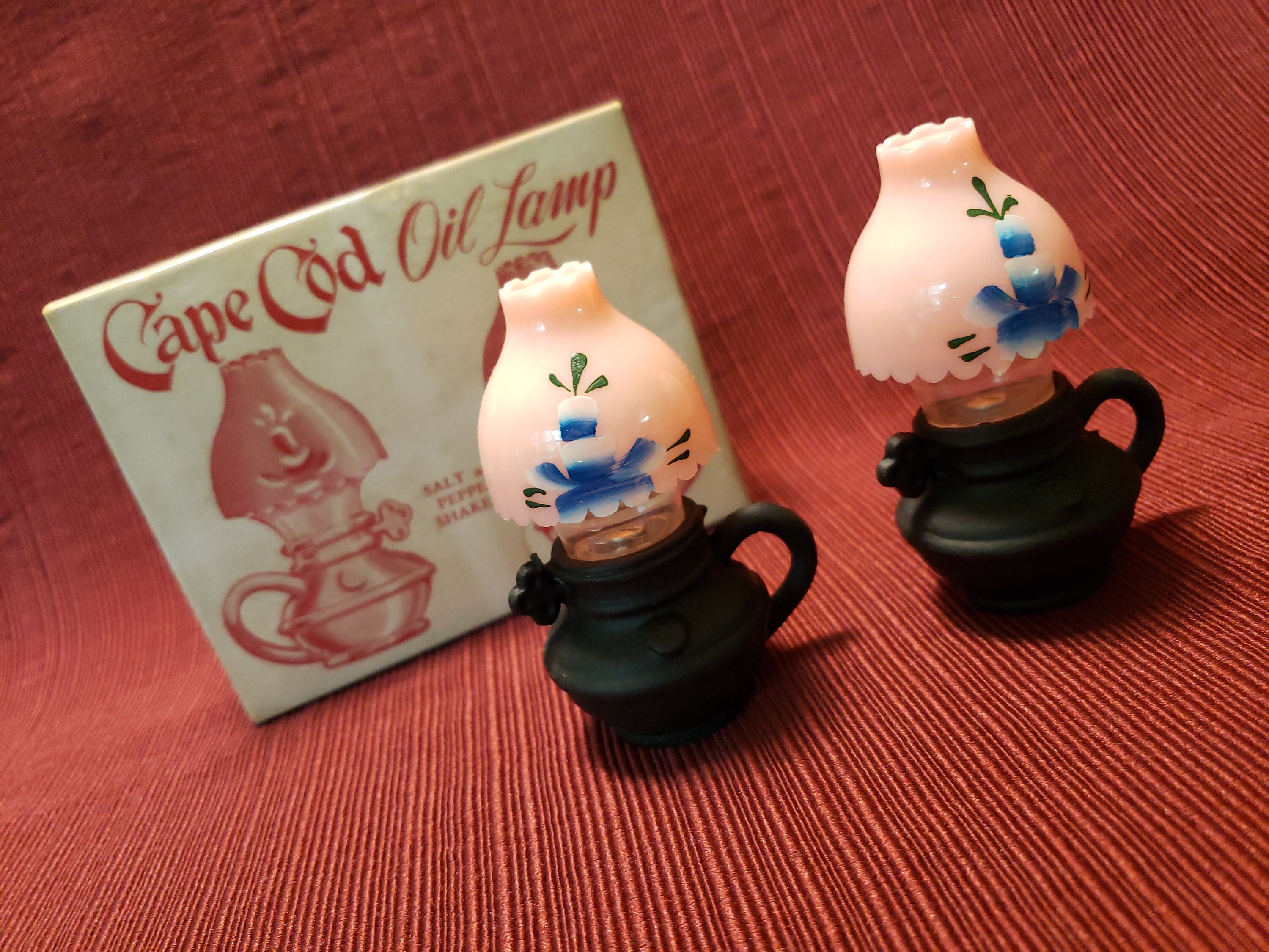 Vintage Cape Cod Oil Lamp Salt and Pepper Shakers Oil Lamp - Etsy