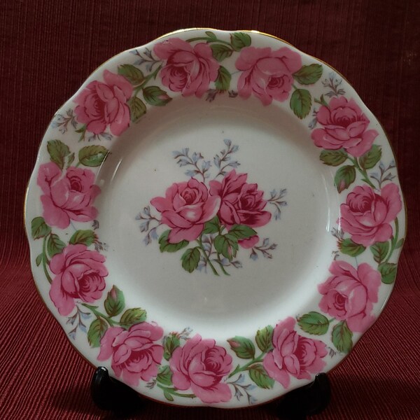 Queen Alexander Plate - Etsy