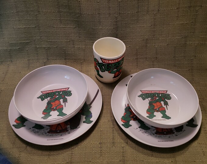 Vintage Teenage Mutant Ninja Turtles 5 Piece Plastic Child Set Plate ...