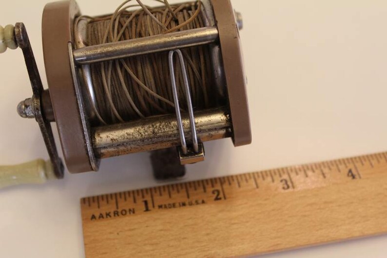 Vintage Ocean City No. 1581 Bait Caster Reel | Etsy Vintage Ocean City No. 1581 Bait Caster Reel | Etsy