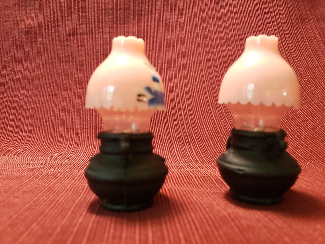 Vintage Cape Cod Oil Lamp Salt and Pepper Shakers Oil Lamp - Etsy