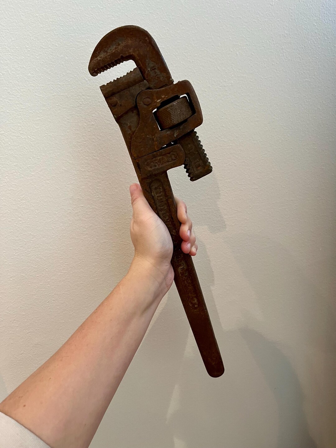 VINTAGE! Primitive Trimo Wrench Tool - Etsy