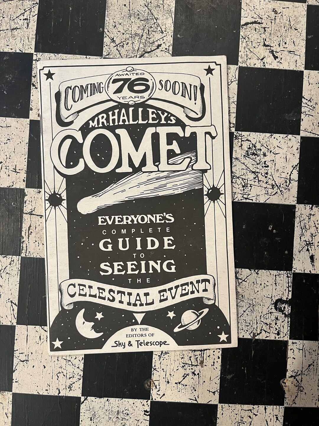 VINTAGE Illustrated Halleys Comet 1984 Everyone Complete Guide to the ...