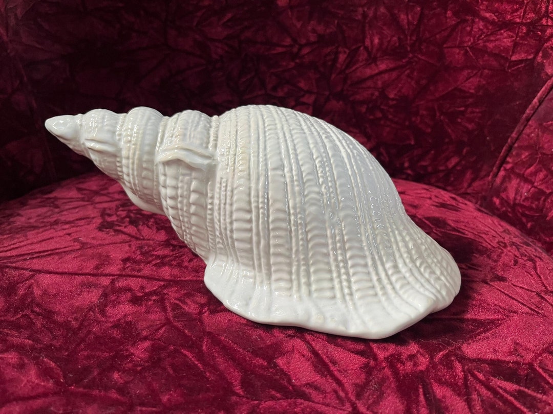 VINTAGE! Ceramic White Snail Shell Decor - Etsy