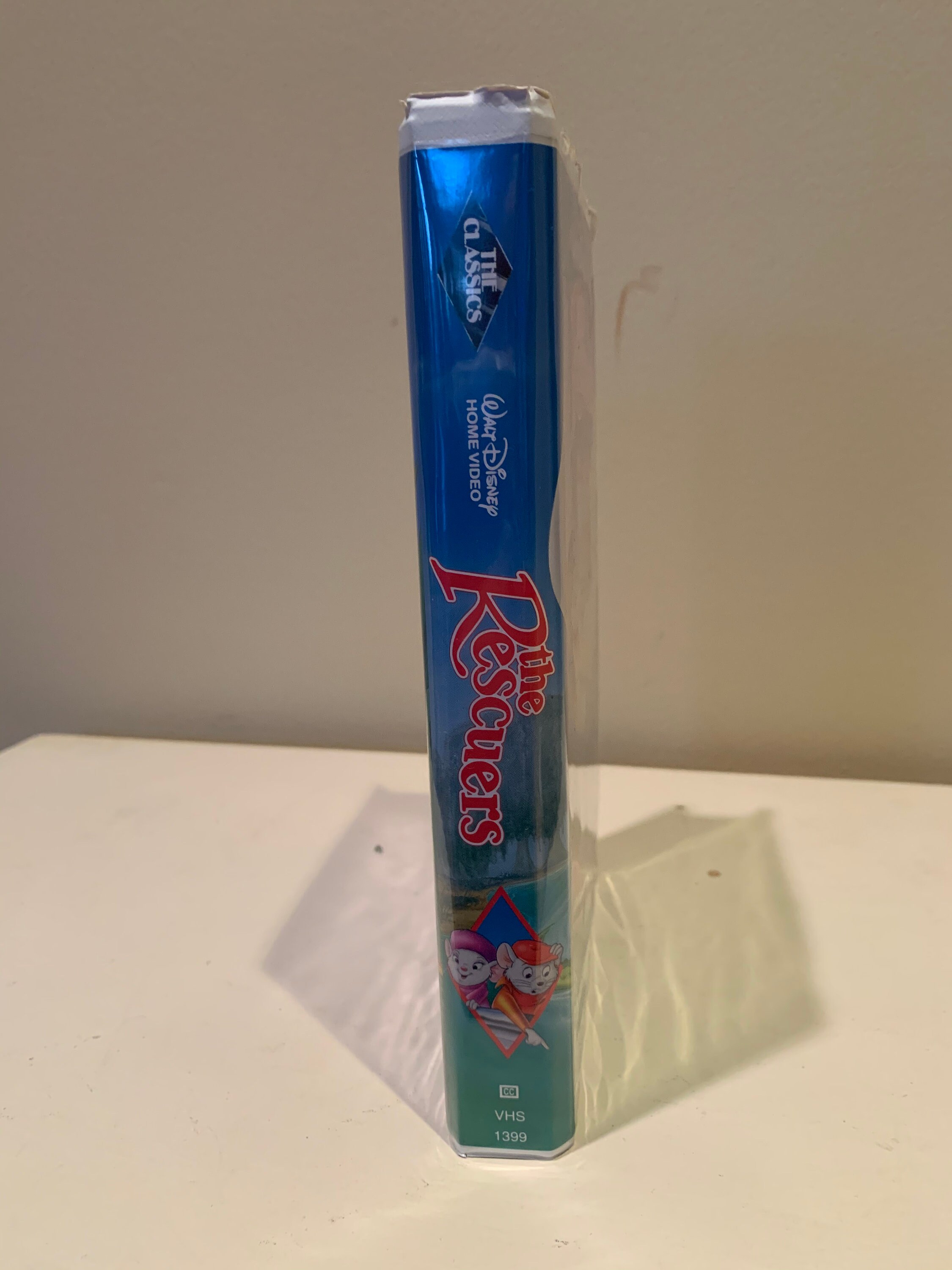 VINTAGE! the Rescuers VHS Tape Black Diamond - Etsy
