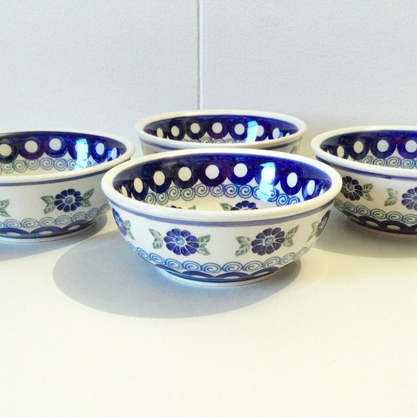 Pottery Berry Bowl - Etsy