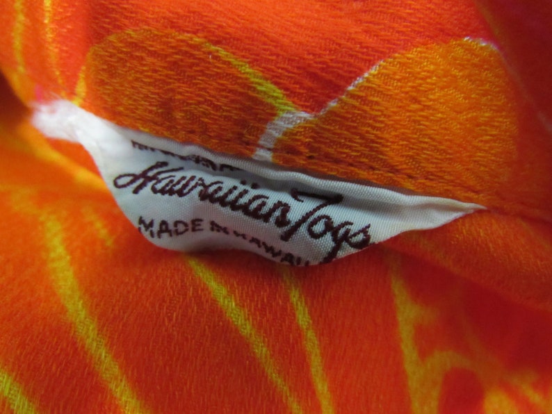 Vintage 60's / 70's Hawaiian Togs Bright Orange / Pink Floral Button up ...