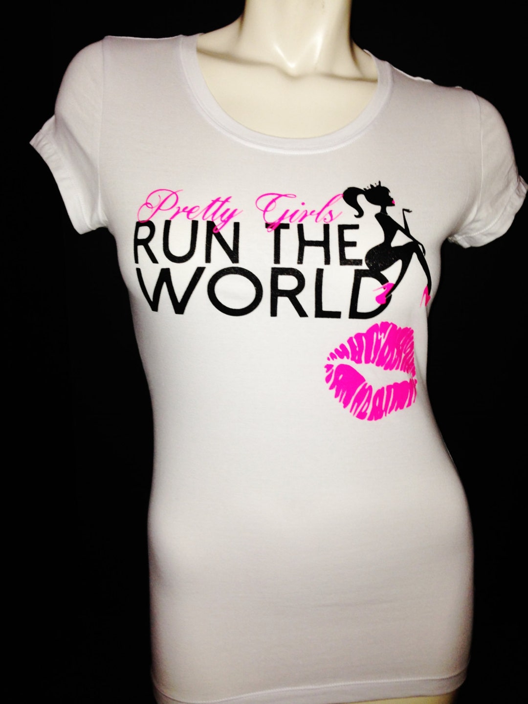 Pretty Girls Run the World Tee - Etsy