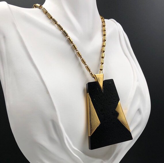 Modernist Black Pendant Necklace, MCM Jewelry, Trifar… - Gem