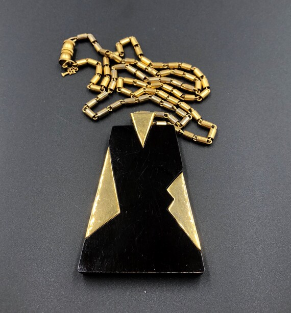 Modernist Black Pendant Necklace, MCM Jewelry, Trifar… - Gem