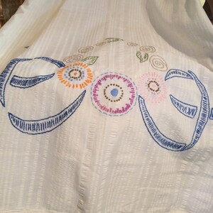 1950s Bedspread, Vintage Embroidered Bedspread, Textured Muslin ...