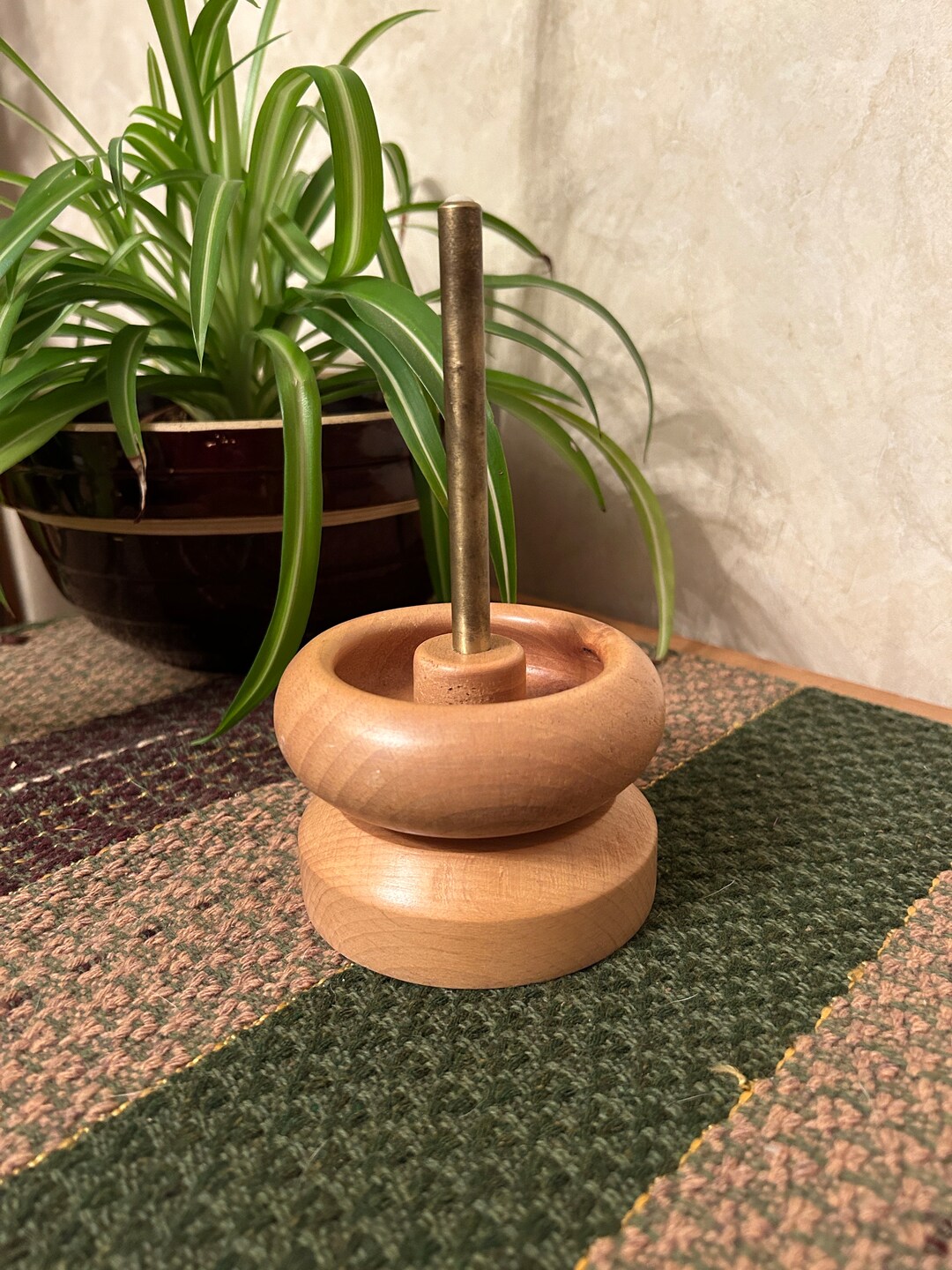 Wooden Yarn Ball Holder, Spinning Yarn Ball Holder, Vintage Wooden Yarn ...