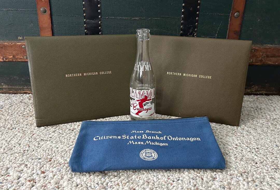 1960s Michigan U.P. Memorabilia – Lammi 7-UP Bottle, Bank Pouch ...