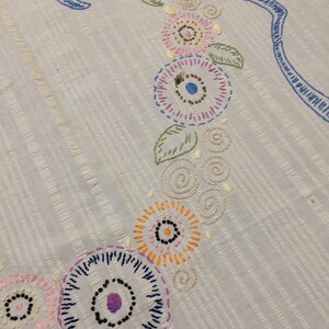 1950s Bedspread, Vintage Embroidered Bedspread, Textured Muslin ...