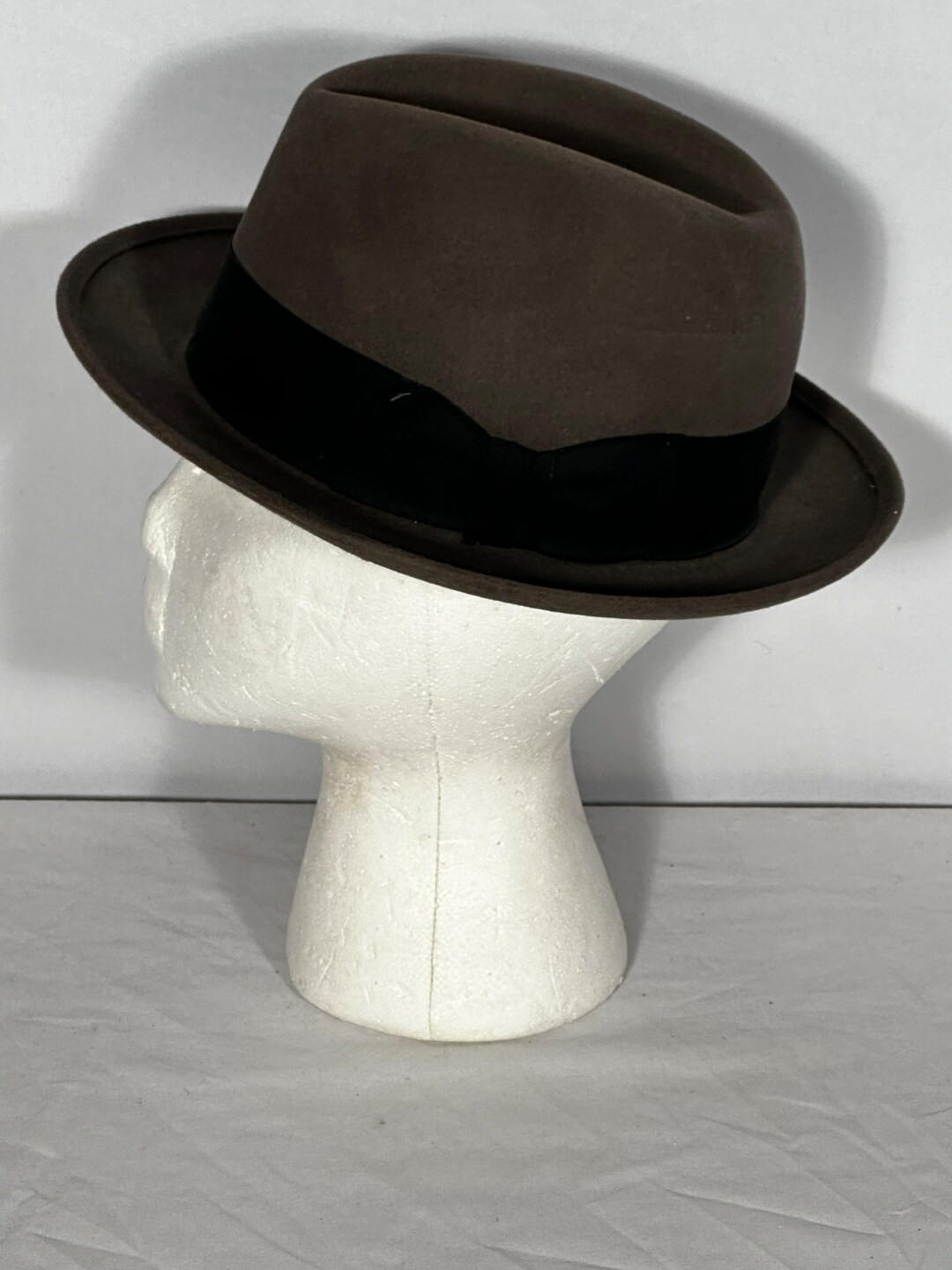 Vintage Mallory Fedora Hat Cap Gray With Red Feather Size 6 3/4" - Etsy