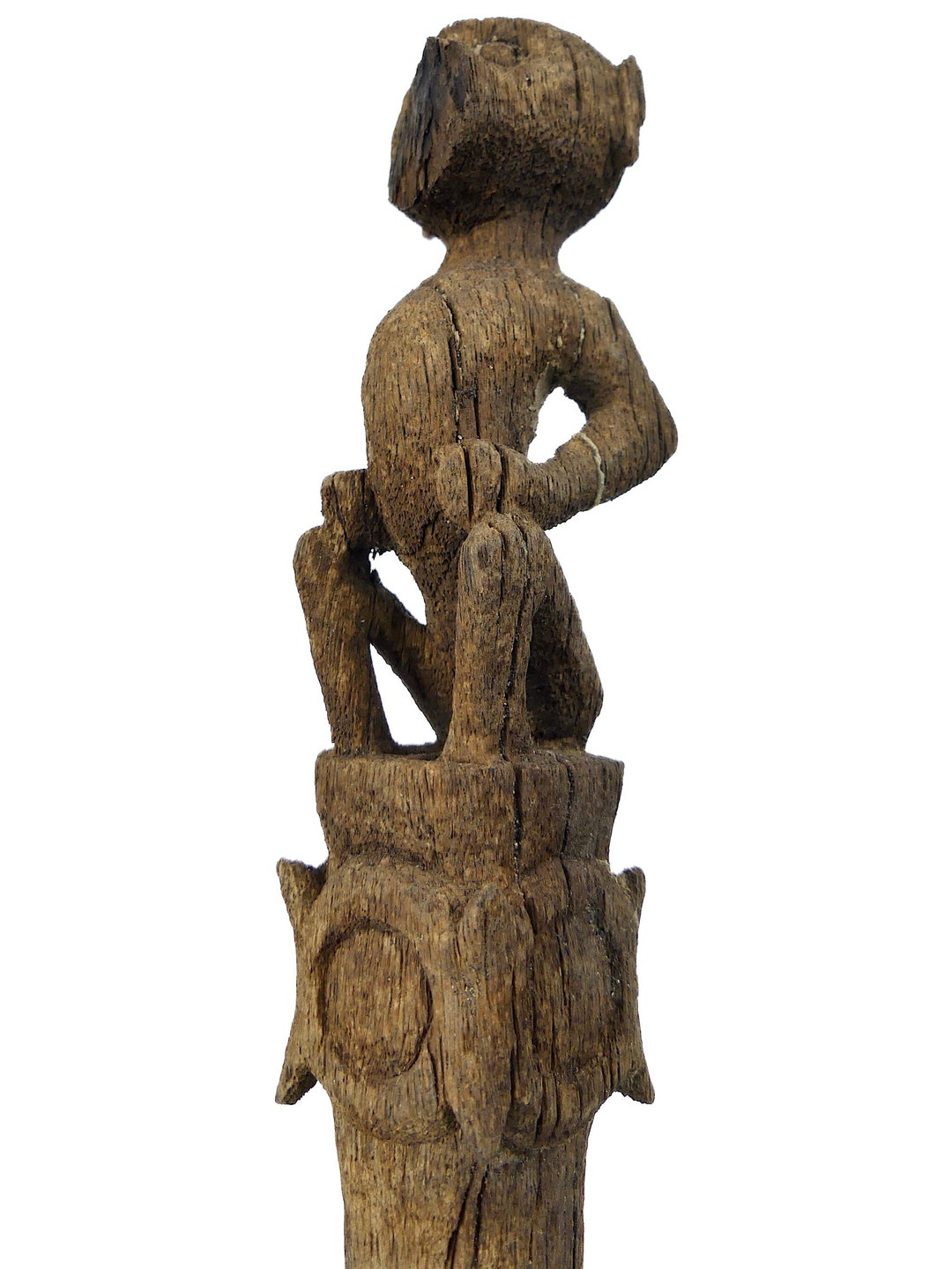 Tun Tun dayak en bois dur érodé sur pied métallique noir - Kalimantan ...